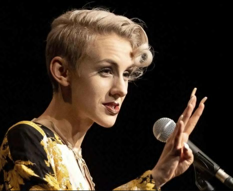 Lisa Eckhart Grösse Und Gewicht - Alter & Vermogen