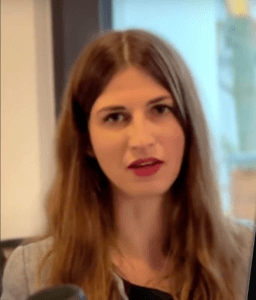 Aya Velazquez Alter - Alter & Vermogen